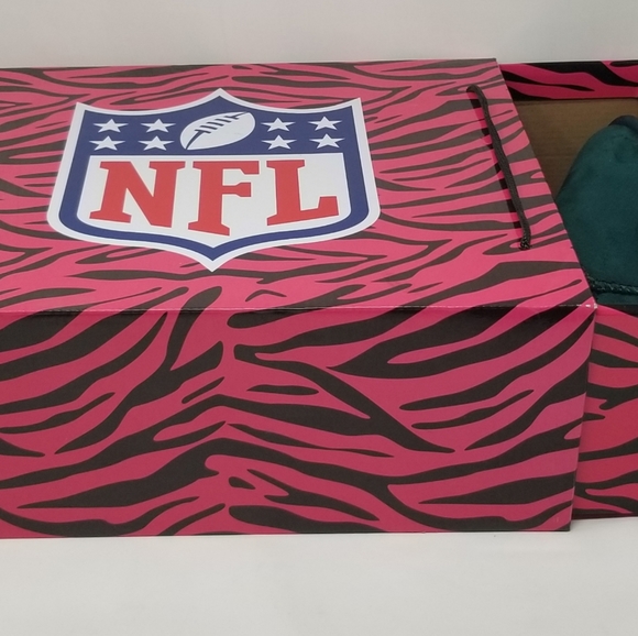 CeCe | Shoes | Cece Nfl Patron Boot Green Bay Packers | Poshmark